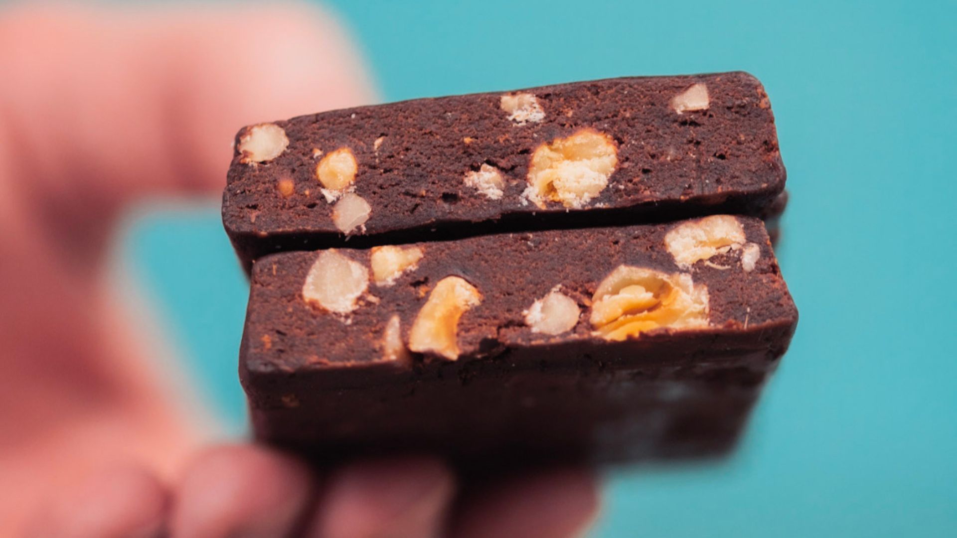 WHAT'S INSIDE OUR PROTEIN BARS? INGREDIENT BREAKDOWN - The Protein Kitchen
